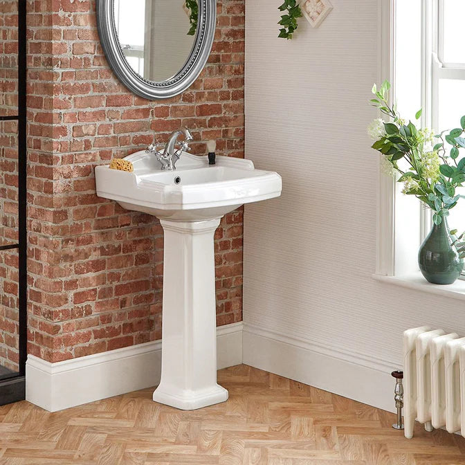 Legend Traditional Basin & Pedestal — SHMOX